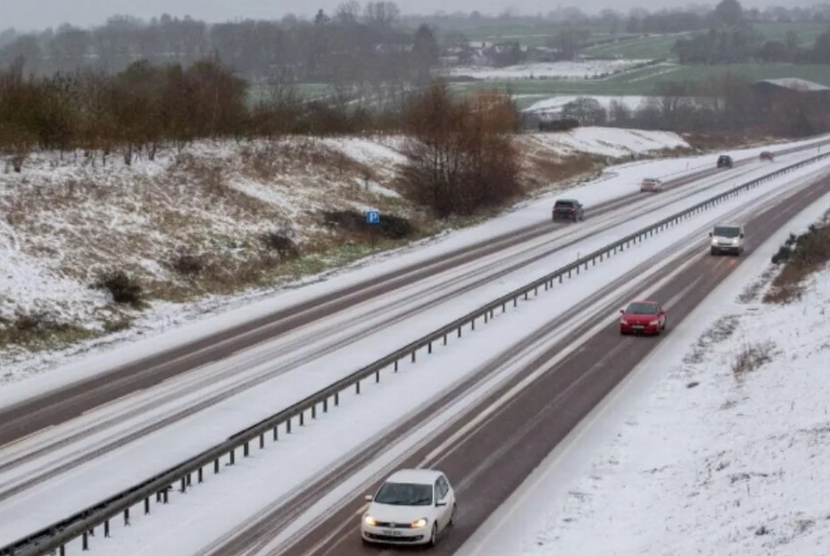 Shock Snow Hits London Amid Freezing Cold Snap