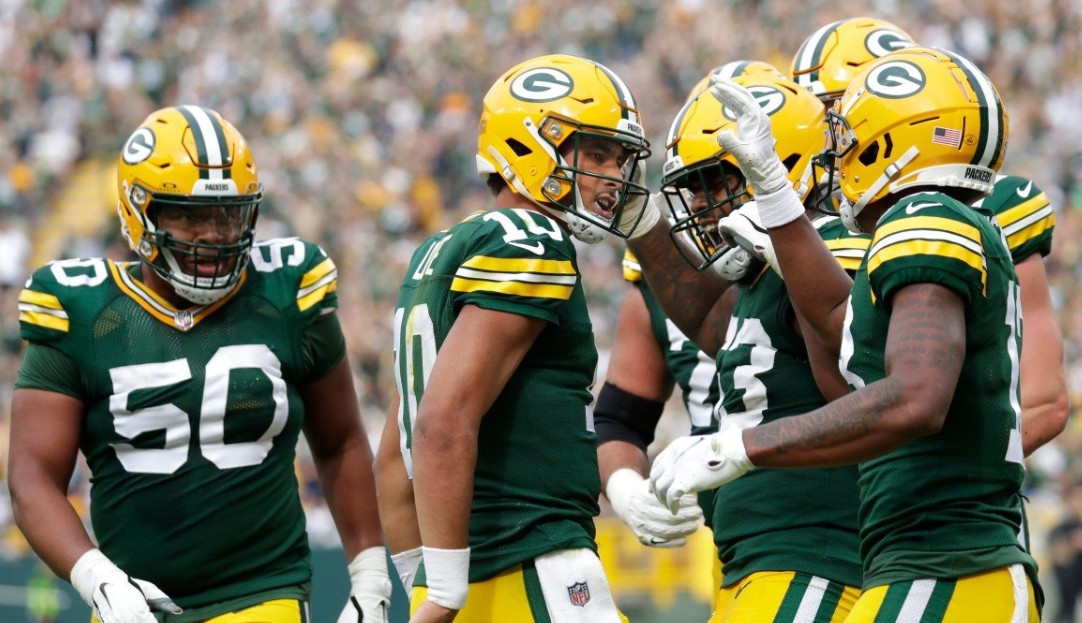 Green Bay Packers Crumble in Shock 10-7 Defeat to Giants